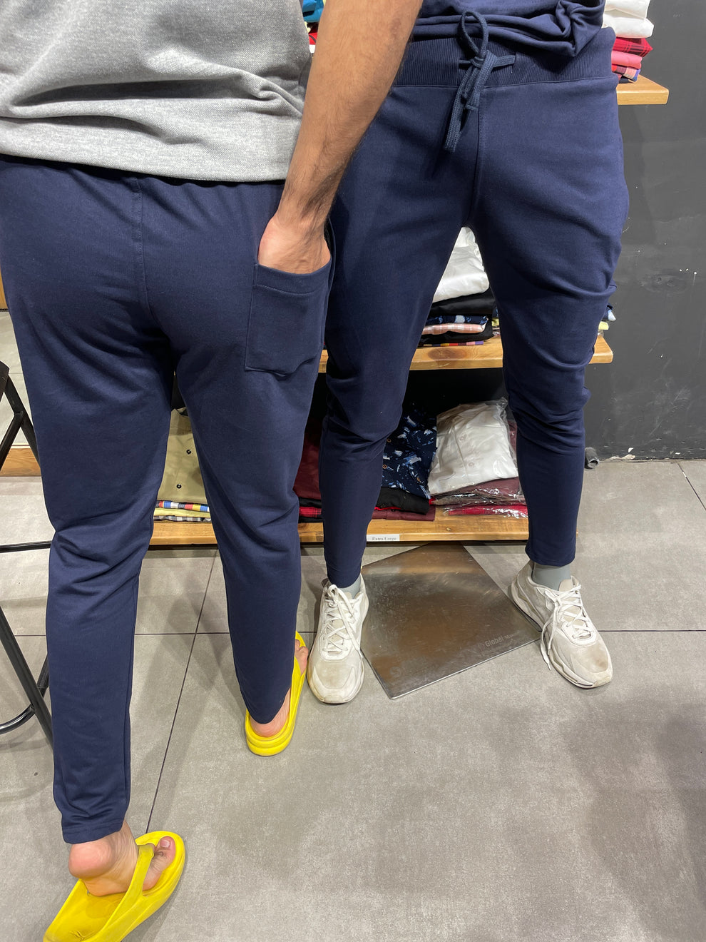 Navy Track-Pant – Likera